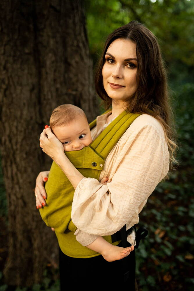 Qusy carrier / Linen Olive - adjustable ergonomic carrier | Carriers ...